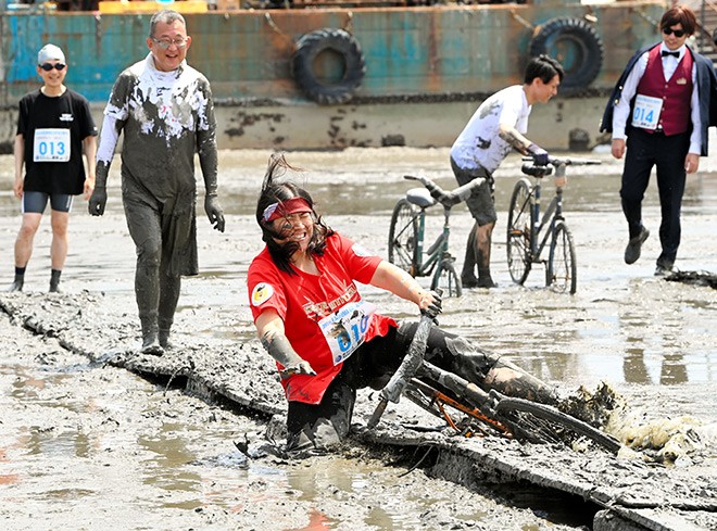 ‘Mud Olympics’ returns to Saga Prefecture after 4-year absence | The ...