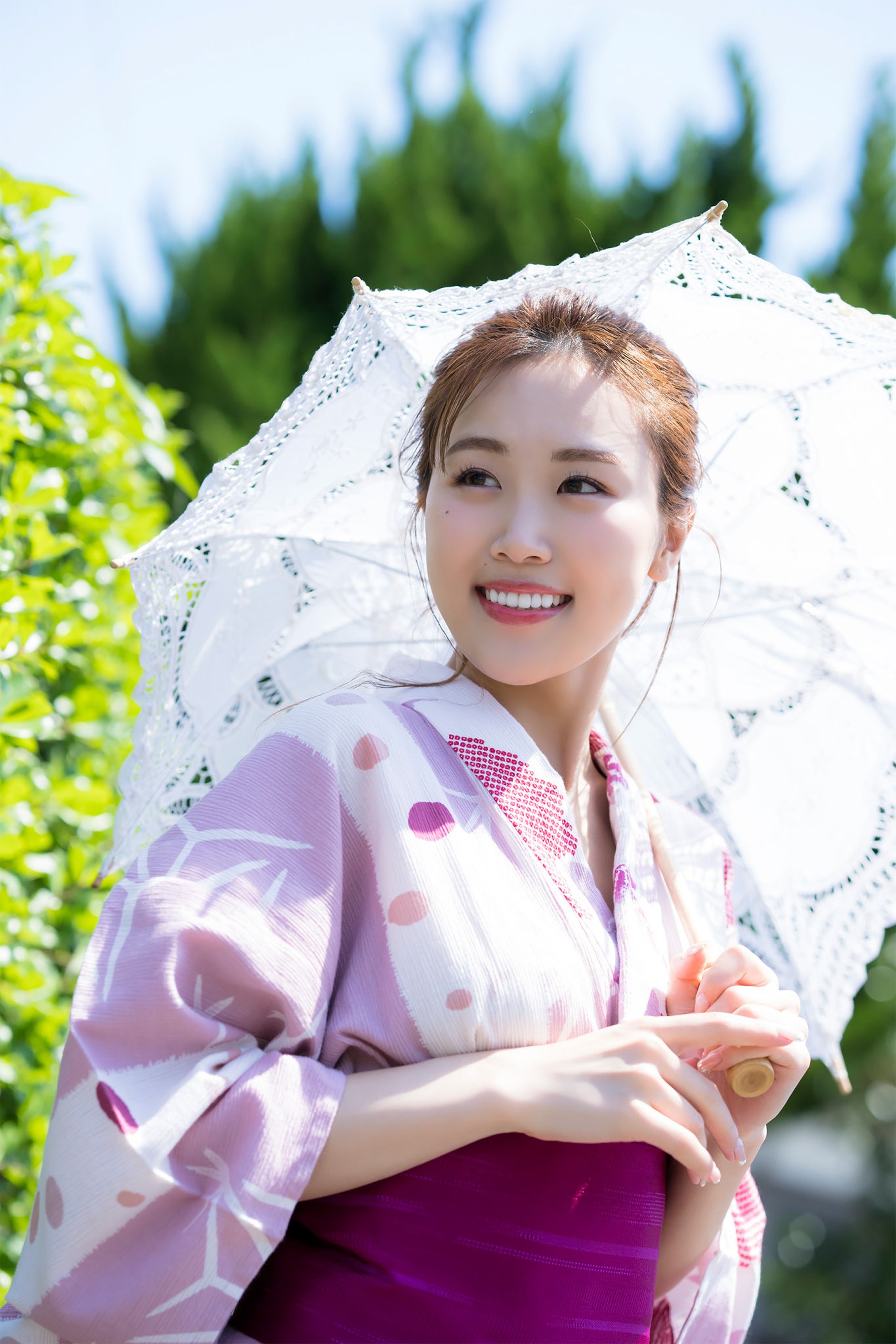 〝魅惑のバズーカ〟HARUKA 新作写真集で美ボディを限界発射｜よろず〜ニュース