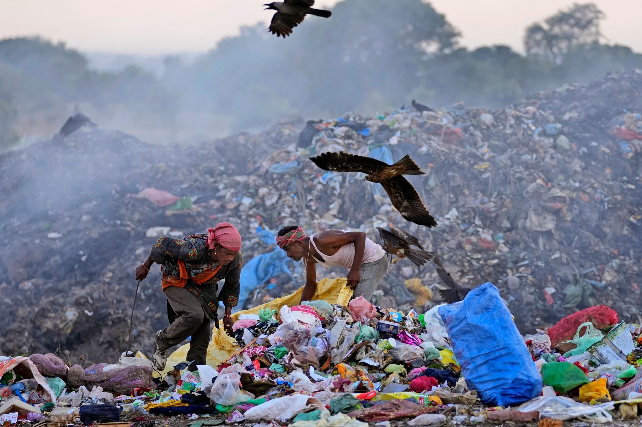 For India's garbage pickers, a miserable and dangerous job made worse ...