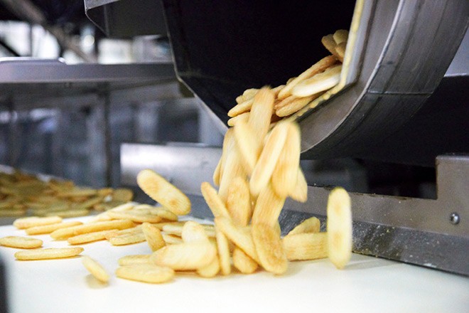 Cracker maker gifts coveted ‘magic powder’ to customers | The Asahi ...