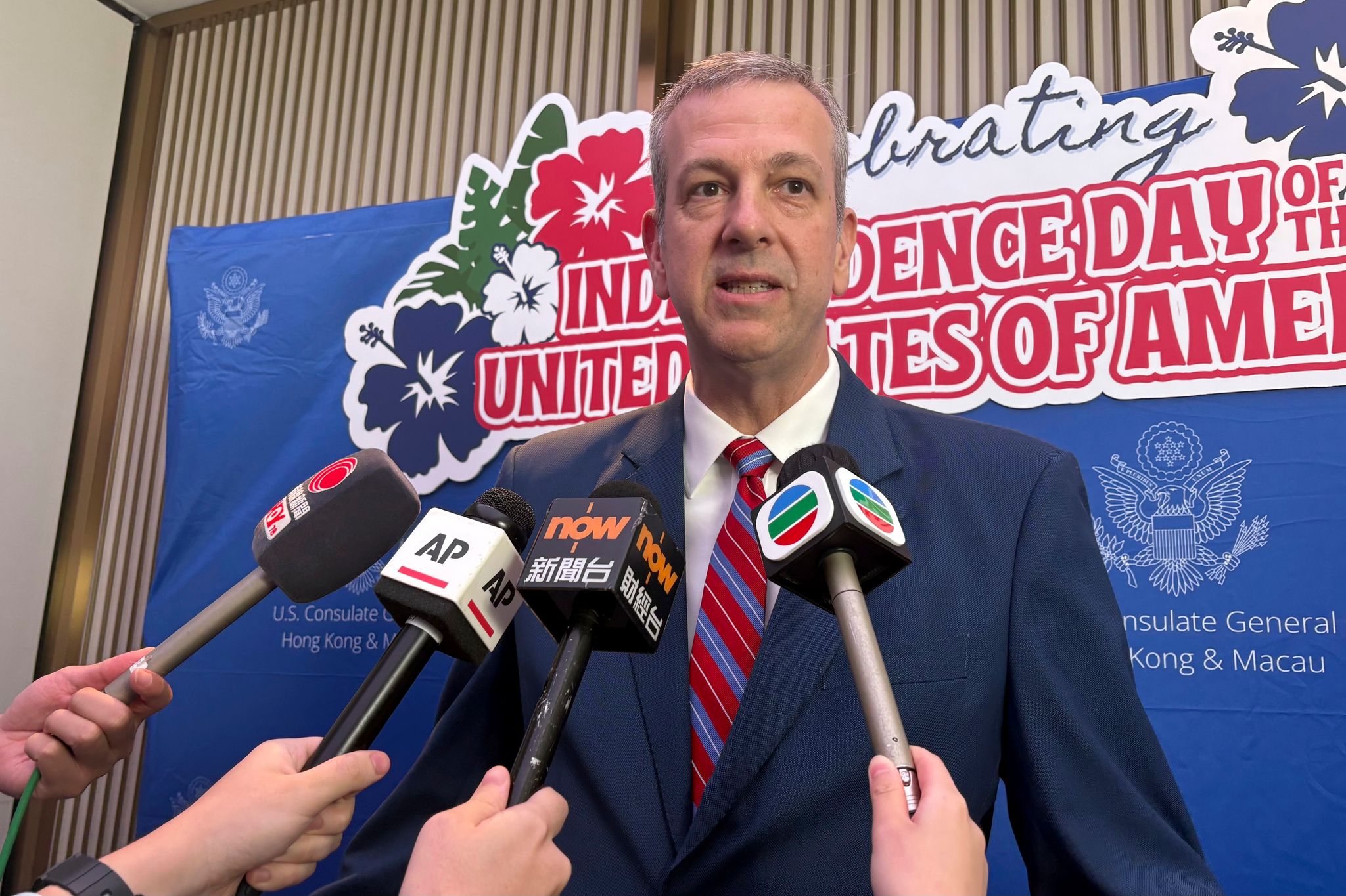 The top U.S. diplomat in Hong Kong criticizes China and the city for ...