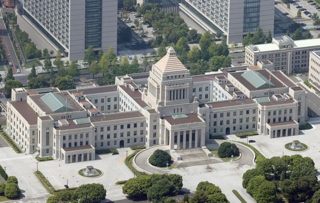 VOX POPULI: Hallowed halls of Diet building in need of worthier ...
