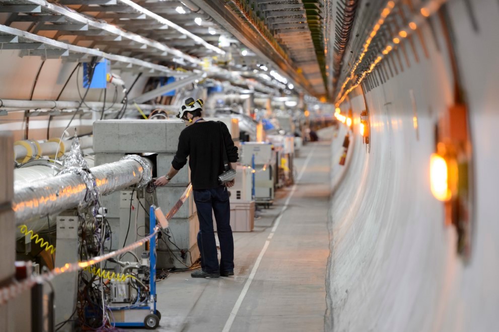 As ‘Run 3’ begins, CERN touts discovery of exotic particles | The Asahi ...