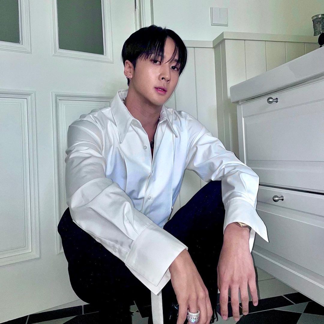 失神演技まで 兵役逃れ発覚のVIXX RAVI 1次公判で懲役2年の求刑、公判後にグループ脱退を発表｜よろず〜ニュース