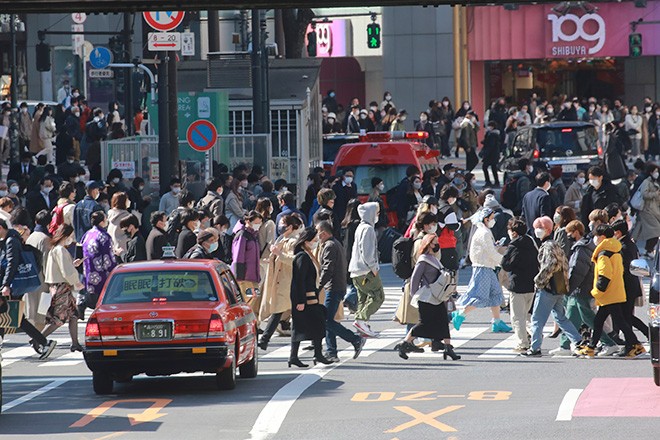 Tokyo: New infections decline to 12,693; 31 die from COVID-19 | The ...