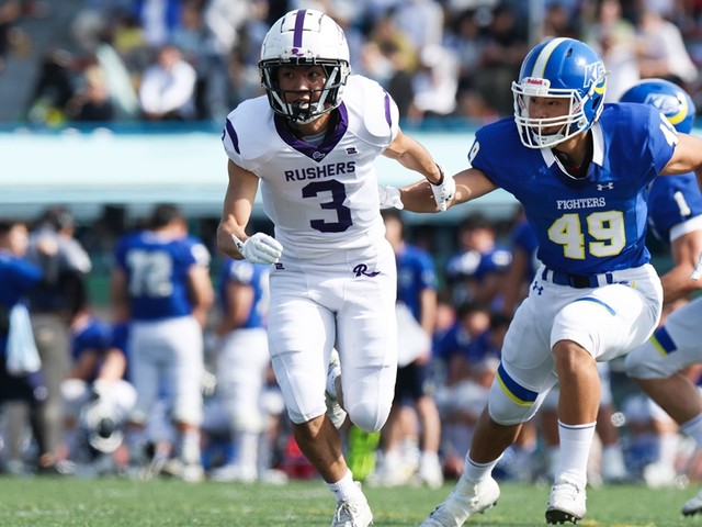 アメフト - 立教大学・中川龍之介と小林蹴人 昨年の高校ベストQB・WRの"ホットライン"開通 | 4years. #学生スポーツ